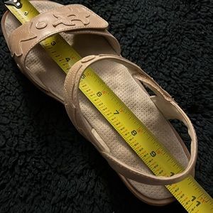 SoftWalk | Shoes | Softwalk Sandals Super Foamy Insole Rubber Soles ...